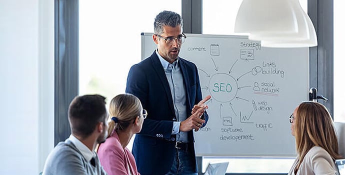 Difference between Service Management and Project Management